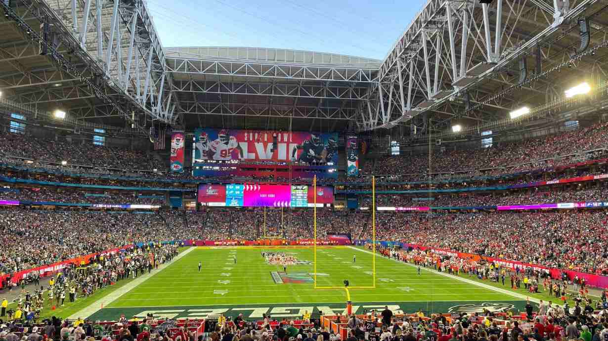 Verizon, AT&T break records for big-game cellular data use at Super Bowl LVII - Stadium Tech Report